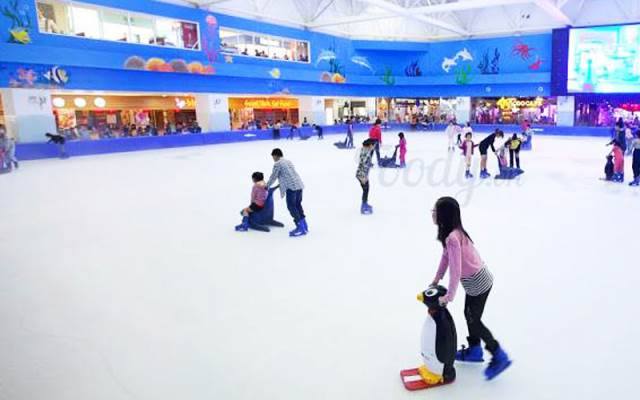 Vinpearlland Ice Rink - Vincom Mega Mall Thảo Điền | Quận 2, Hồ Chí ...